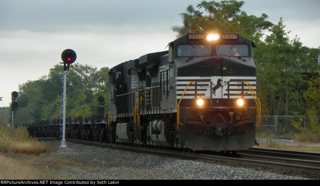 NS 8900 and B09 over the old NKP diamond